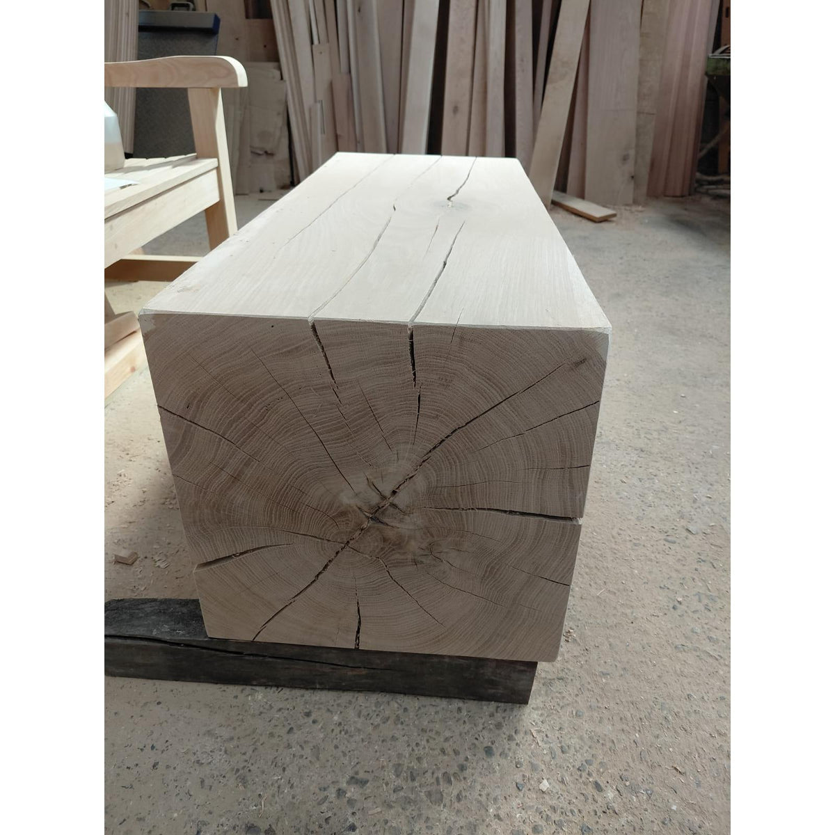 Solid Oak Block 400x400x1m Tall — J&R Woodcraft